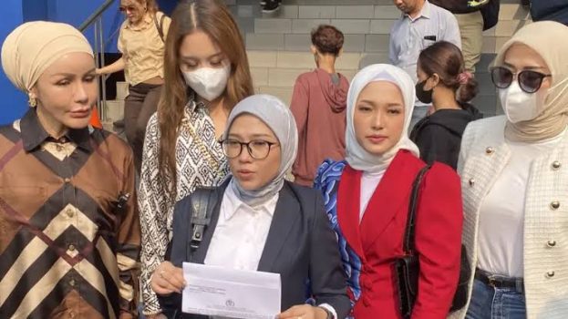 Begini Kronologi Dugaan Pelecehan Seksual Miss Universe Indonesia – BicaraIndonesia.net