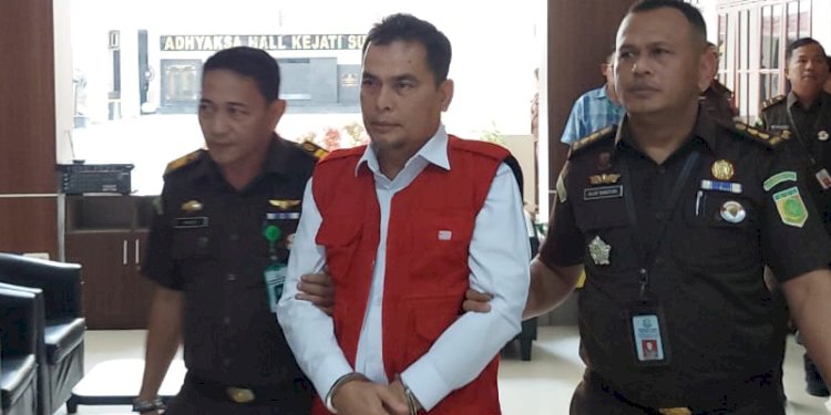 Dugaan Korupsi Pengadaan Peralatan Covid-19, Kejatisu Tahan Kadis ... Dugaan Korupsi Pengadaan Peralatan Covid-19, Kejatisu Tahan Kadis ...